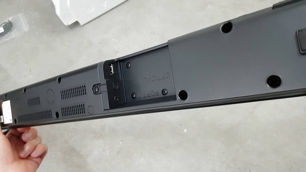 LG SQC2 SOUNDBAR REVIEW - Tech Watcher Blog